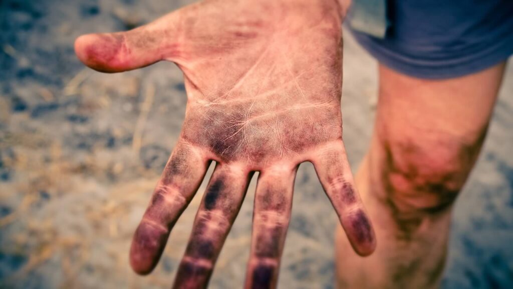 How to Remove Greasy Fingerprints from Car Paint - 5 Simple Ways ...