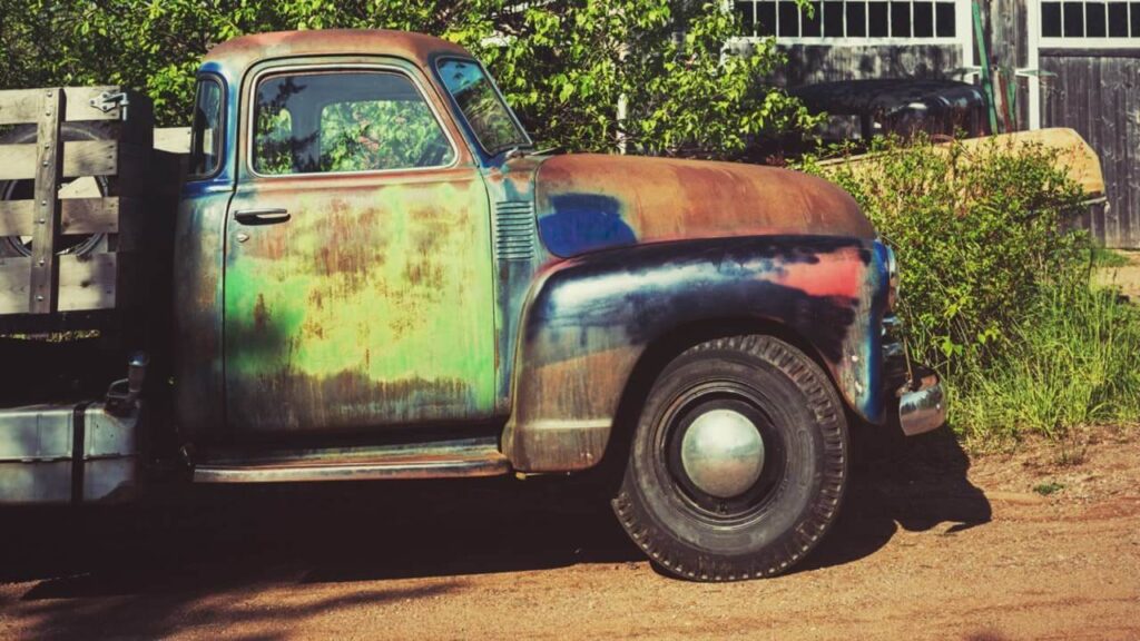 How to Make Car Paint Look Old and Faded | 5 Easy Methods - AutoBestie